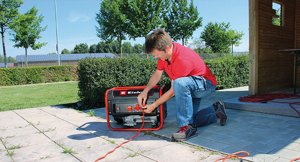 Efficient power generators for garden, camping and construction ...