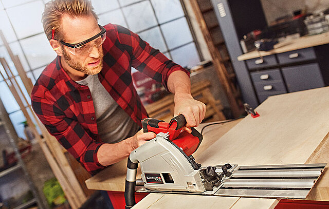 Hand-held circular saws and their use | Einhell Blog
